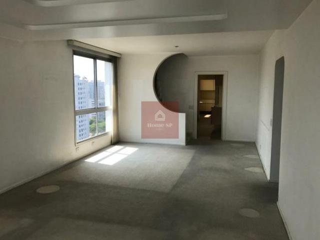 Cobertura Duplex no Brooklin com Vista Deslumbrante e Potencial Incrível