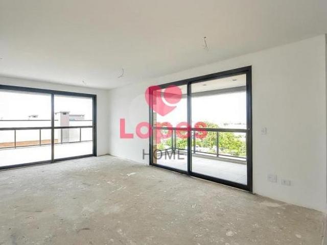 COBERTURA DUPLEX NO CABRAL – 194m² – 3 DORMS – TERRAÇO PRIVATIVO – SOLENNE