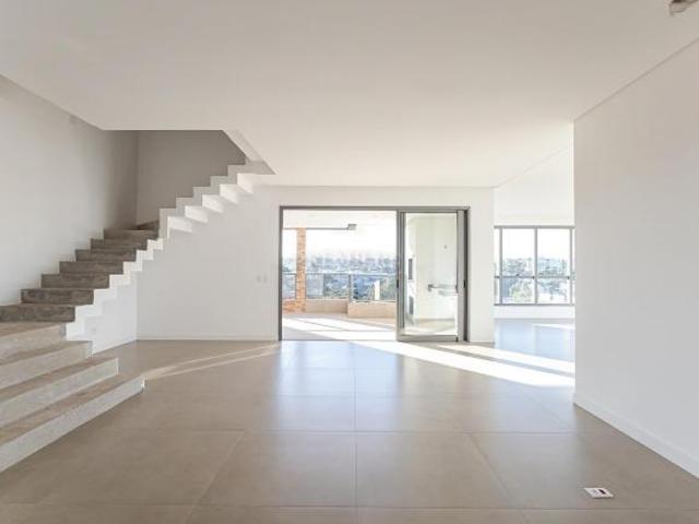 Cobertura Duplex com 3 suítes à venda no Ecoville