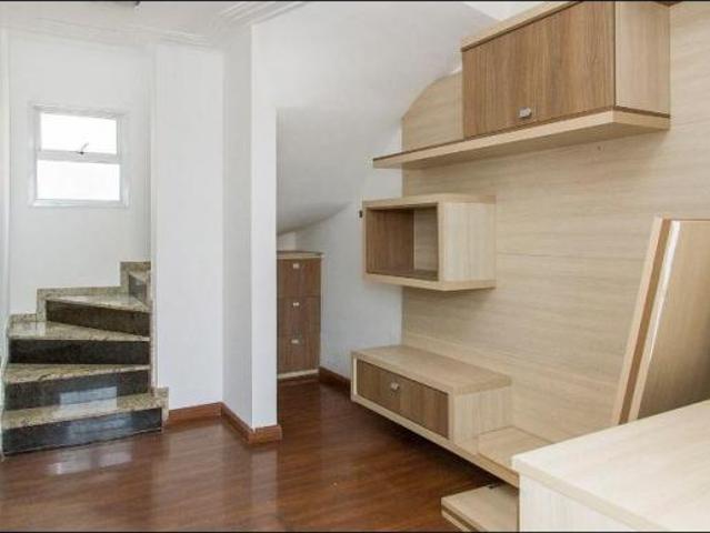 Cobertura duplex a 250 metros do mar