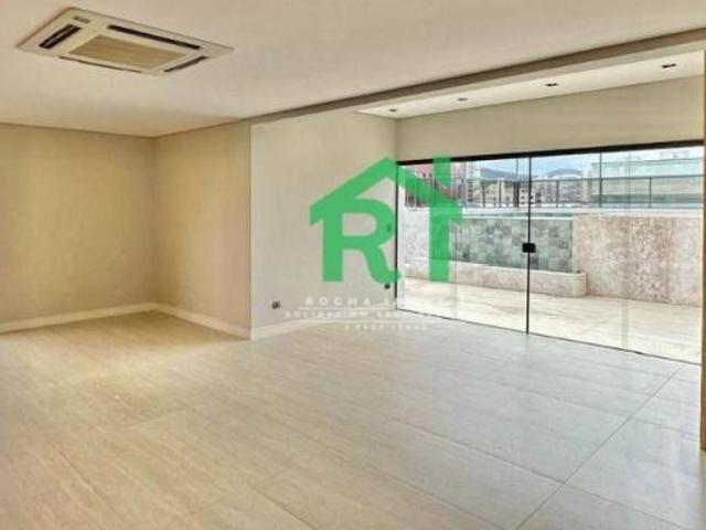 Cobertura duplex à beira mar, 5 Suítes, 4 vagas, Área de Lazer, Tombo, Guarujá/SP