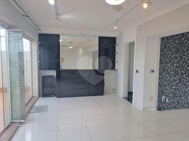Cobertura Duplex à Venda | 200 m² | 3 dormitórios | 3 vagas na Braz Leme