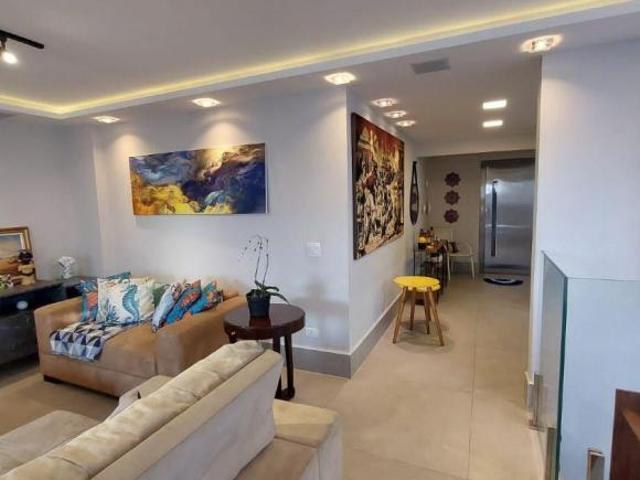 COBERTURA DUPLEX À VENDA 289 m² 2 DORMITÓRIOS 2 SUITES VISTA MAR BAIRRO: PONTA DA PRAIA EM SANTOs