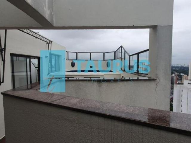Cobertura duplex à venda, 2 dormitórios, 2 vagas, 117m², Campo Belo