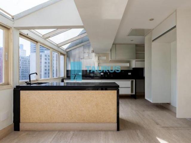Cobertura duplex à venda, 4 dormitórios sendo 2 suítes, 2 vagas, 164m², Jardim Paulista