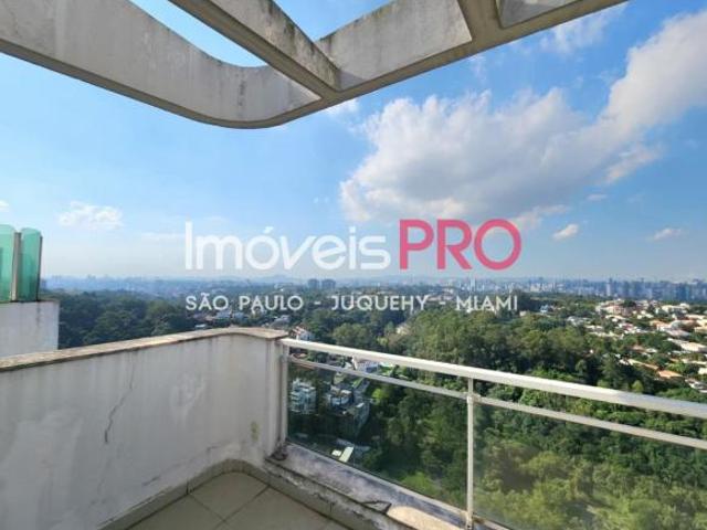 Cobertura duplex a venda com a melhor vista de SP, 756m2, 5 suites, 5 vagas, piscina e churrasqueira