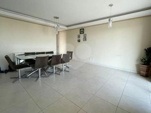 Cobertura Duplex à Venda com Piscina e Área Gourmet, 2 Suítes e 3 Vagas em Santana