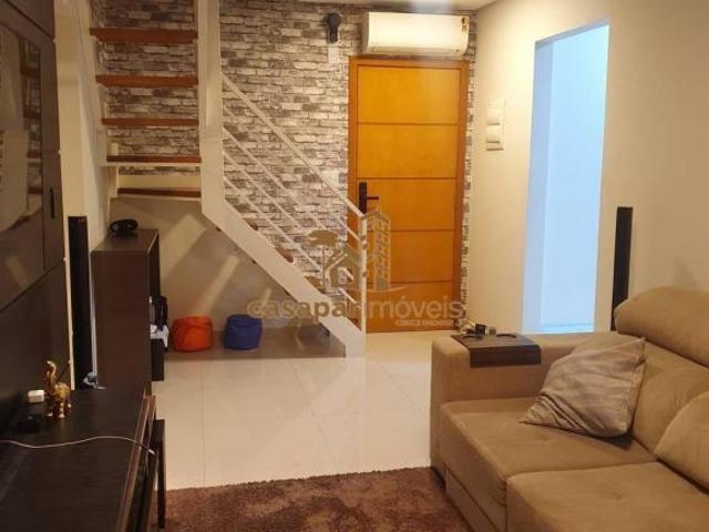 Cobertura Duplex à Venda com 148m², 3 Dormitórios e 2 Vagas no Santa Maria