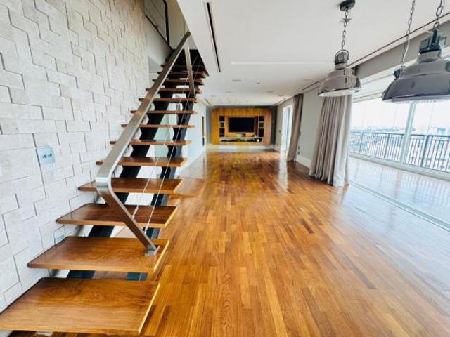 Cobertura Duplex á venda com 363m², 3 Suítes e 6 vagas no Campo Belo