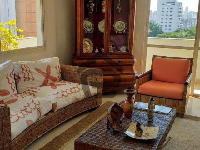 Cobertura Duplex à Venda com 3 Dormitórios no Brooklin