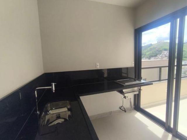 Cobertura Duplex à venda com 3 suites e elevador em São Mateus Juiz de Fora MG