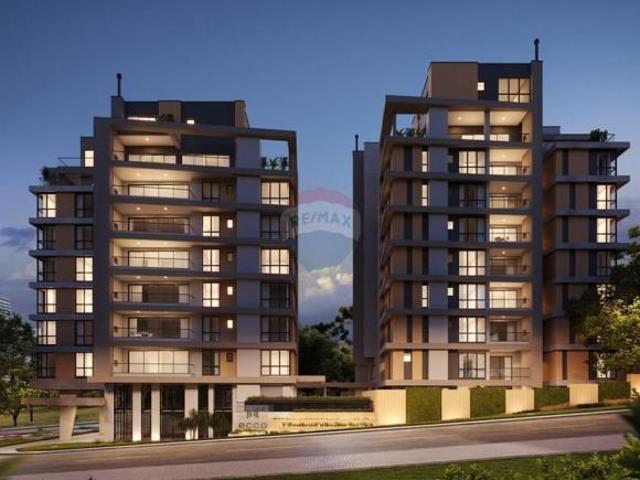 Cobertura Duplex à venda com 3 suítes, elevador privativo e 3 vagas de garagem no Ecoville Curitib