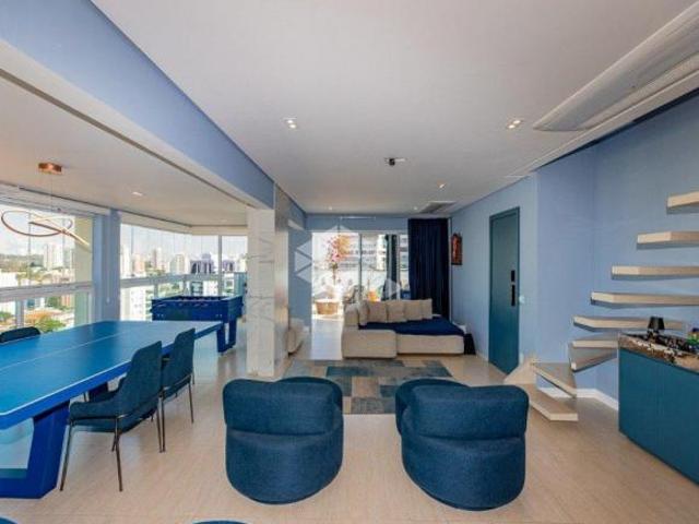 Cobertura Duplex à venda com 3 Quartos sendo 3 Suítes e 3 vagas de Garagem
