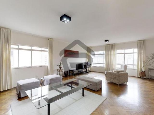 Cobertura Duplex à Venda com 5 Dormitórios na Bela Vista