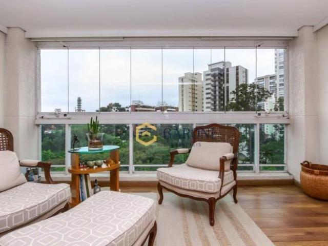 Cobertura Duplex à Venda – Alto da Lapa, São Paulo/SP