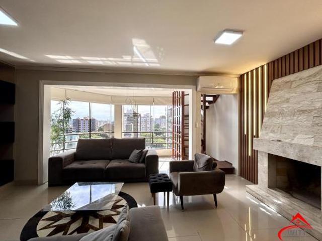Cobertura Duplex à venda / aluguel R$11.900,00 + taxas no Centro de Canoas com