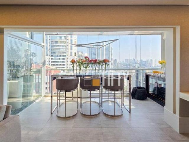 Cobertura duplex à venda em condomínio clube no Brooklin – 305 m² – 3 suítes