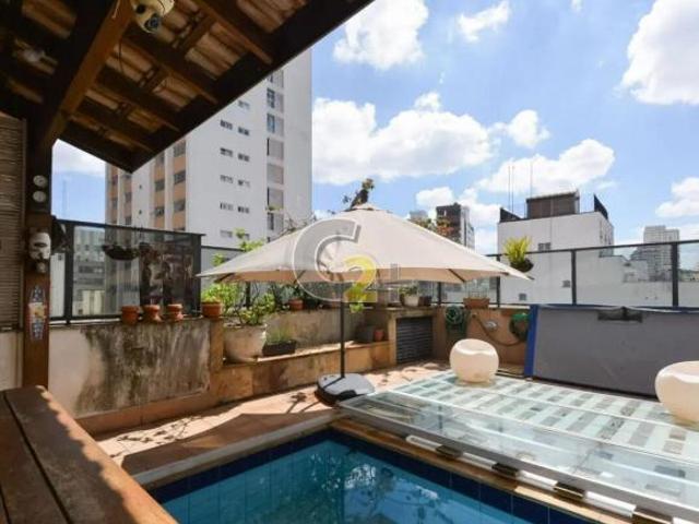 Cobertura Duplex à venda em Higienópolis com 4 quartos, sendo 3 suites e 6 vagas