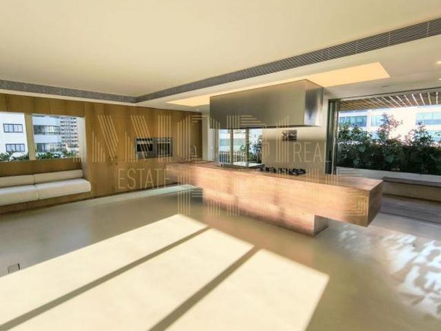 Cobertura Duplex à venda em Moema | 4 quartos / 4 suítes
