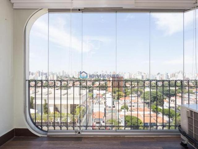 Cobertura Duplex a venda em Moema índios, com 182m²
