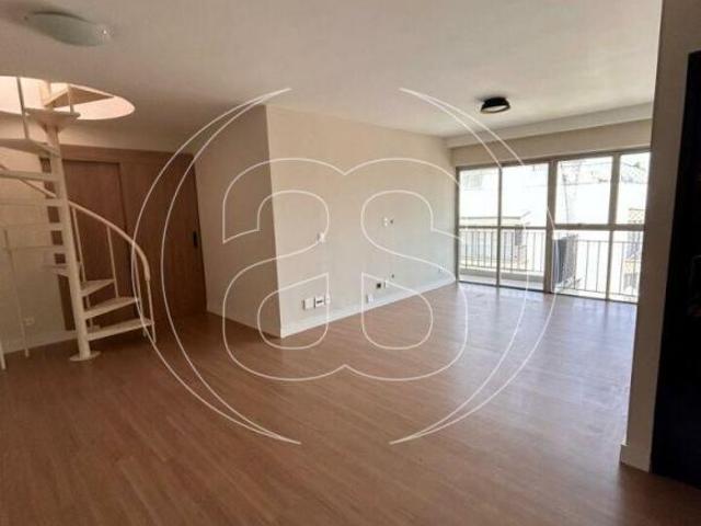 Cobertura duplex à venda em Moema Índios, com 260m², 3 dormitórios e 1 suíte!