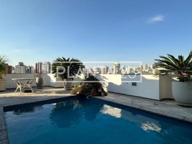 Cobertura Duplex à venda em Moema Pássaros com 472m², 3 quartos suítes e 7 vagas