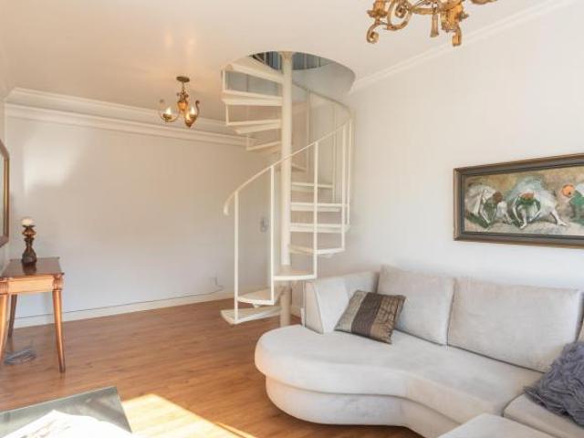 Cobertura duplex à venda em Medianeira com 142m² 2 suítes, 1 vagas