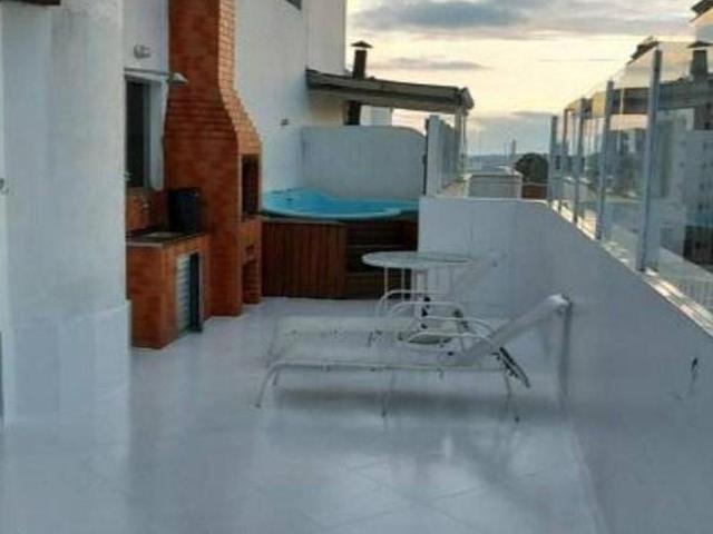Cobertura duplex á venda em Santo Amaro, com 3 dormitórios, sendo 2 suítes e 1 vaga