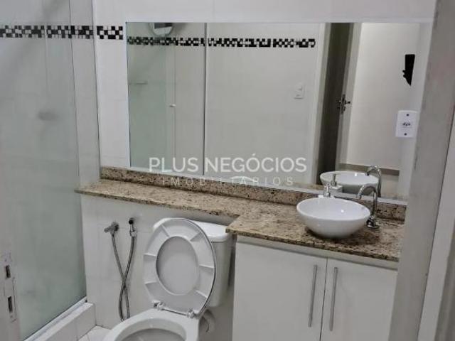 Cobertura duplex à venda Edificío Vitória 3 Dormitórios