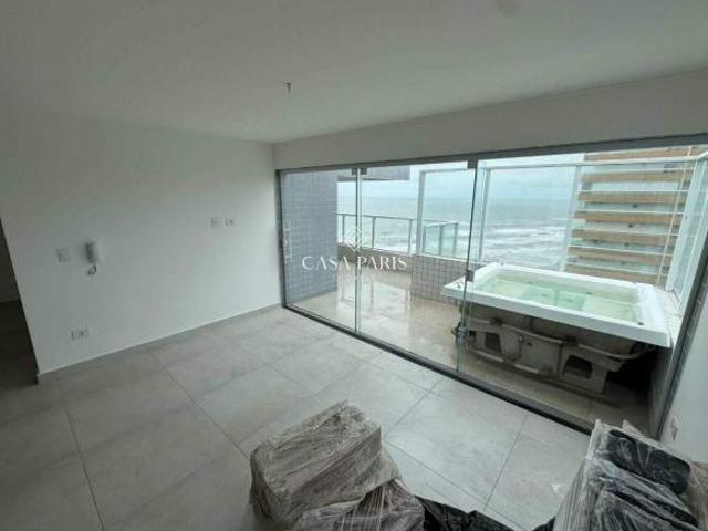 Cobertura Duplex à venda no Caiçara, Praia Grande, com 3 suítes e lazer completo