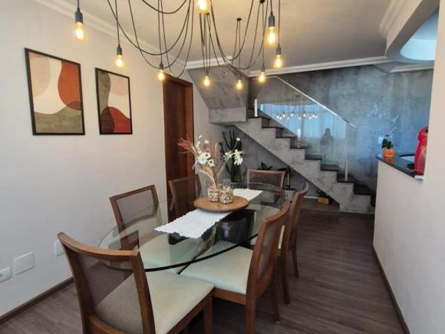 Cobertura Duplex à Venda no Centro de Londrina – Moderna, Privativa e Ideal para Receber com Estilo