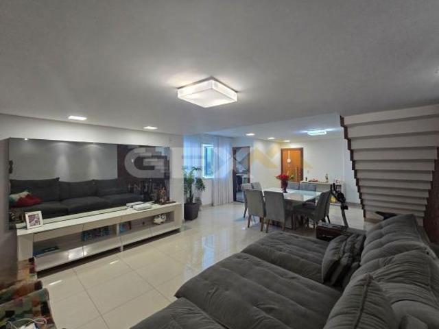 Cobertura Duplex à Venda no Centro em Divinópolis MG