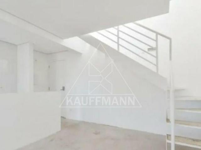 Cobertura Duplex à Venda no Alto da Lapa 1 Suíte 2 Vagas 122,35m² de Área Útil