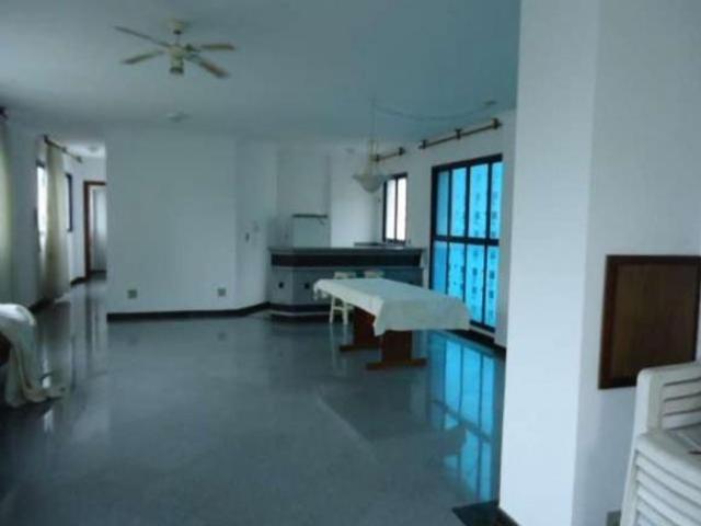 Cobertura duplex a venda no Guarujá Praia de Pitangueiras