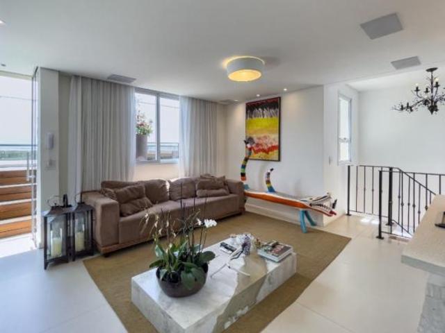 Cobertura duplex à venda no Jardim da Glória São Paulo