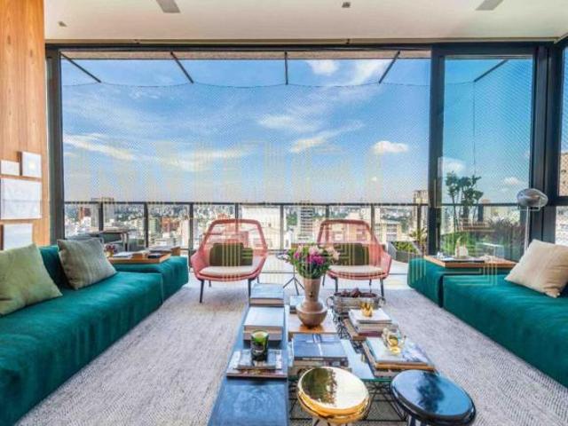 Cobertura duplex à venda no Jardim Paulista | 5 quartos
