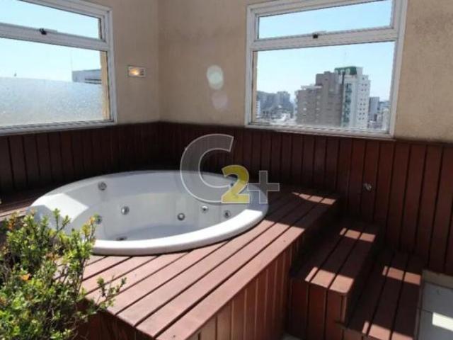 Cobertura duplex a venda no Paraiso 4 suites 4 vagas