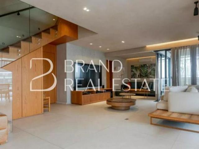 Cobertura Duplex à venda na Cidade Monções 246m² Mobiliada, 3 Suítes, 3 vagas Terraço com Piscina