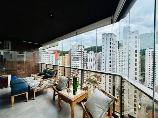 Cobertura Duplex à venda na Bairro de Pitangueiras na região da Barra Funda Guarujá / SP