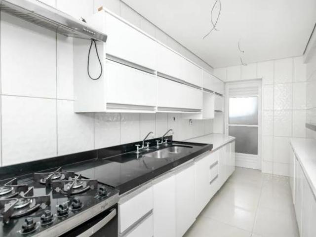 Cobertura Duplex à venda na Granja Viana | 182m², 3 dormitórios, 2 suítes, 3 vagas + Jacuzzi