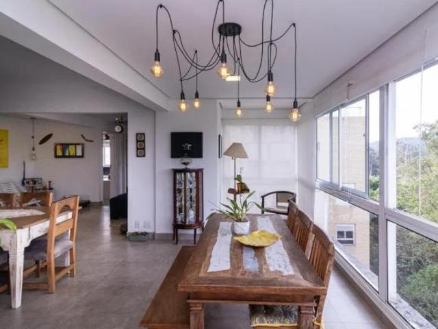 Cobertura Duplex à venda na Granja Viana | 184m², 3 dormitórios, 2 suítes, 3 vagas + jacuzzi