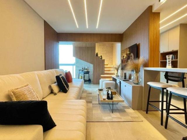 Cobertura Duplex à Venda na Enseada no Guarujá | QVista