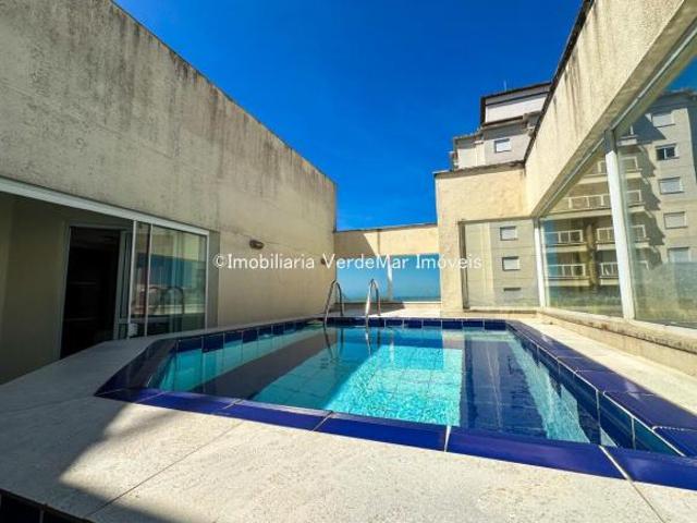 Cobertura Duplex à venda na praia das Pitangueiras em Guarujá