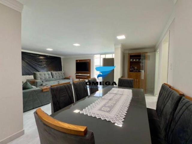 Cobertura Duplex à venda na praia das Pitangueiras no Guarujá I Omega Imoveis