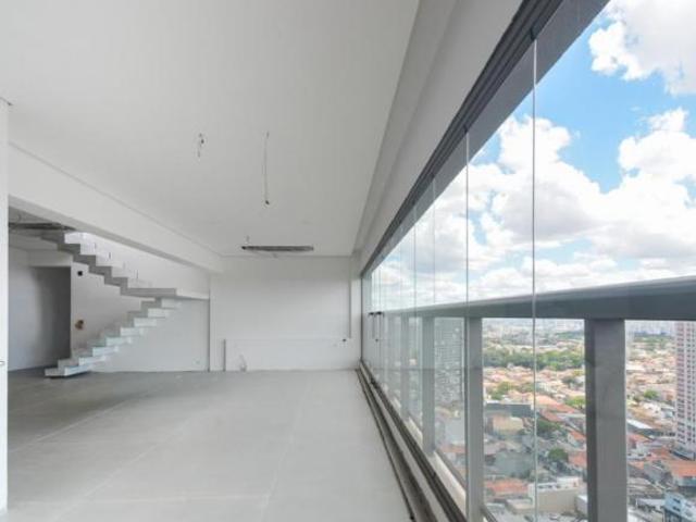 Cobertura duplex à venda na Vila Gumercindo São Paulo