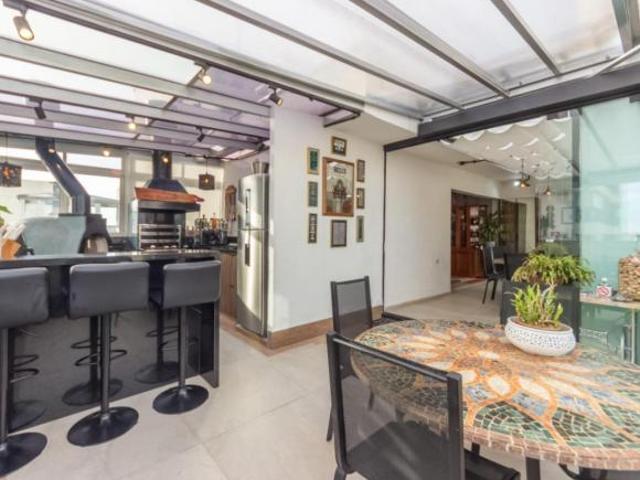 Cobertura duplex à venda na Vila Gumercindo São Paulo