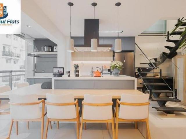 Cobertura Duplex à Venda Na Vila Madalena Com 2 Suítes e 1 Vaga Mobiliada