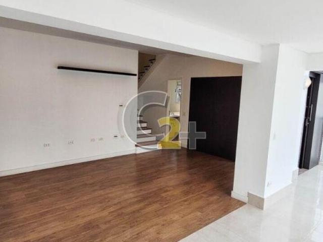 Cobertura duplex à venda na Vila Mariana com 2 suítes e 2 vagas
