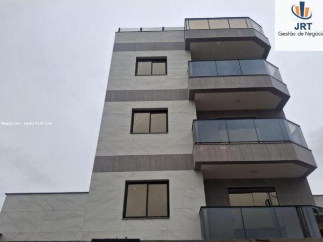 Cobertura duplex a vendaem prédio com lazer completo no bairro Santa Luzia, Contagem