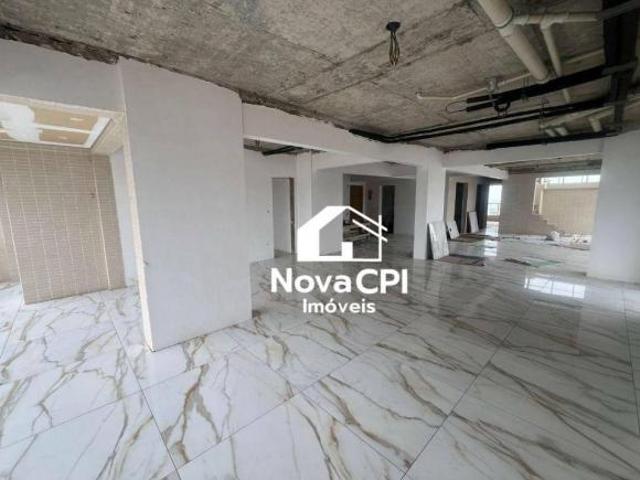 Cobertura Duplex Alto Padrão à Venda no Canto do Forte – 4 Suítes, 370m² – Praia Grande